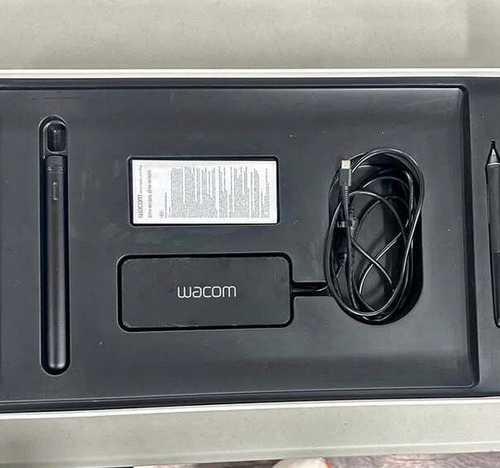 Графический планшет Wacom mobile studio pro 16 i5