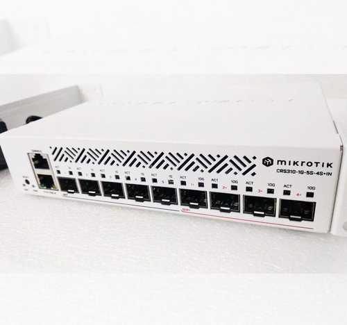 Mikrotik CRS310-1G-5S-4S IN коммутатор как новый