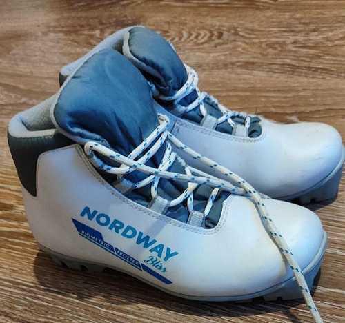 Лыжные ботинки nordway