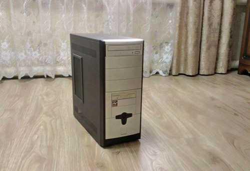 Игровой компьютер с монитором отличное состояние