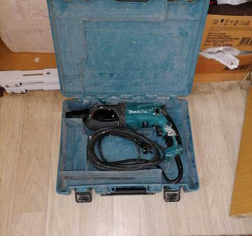 Перфоратор makita 2470