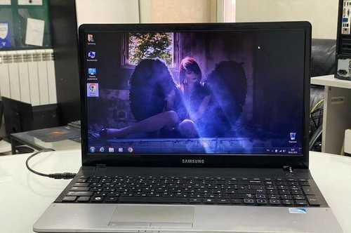 Ноутбук для фильмов 15.6" Samsung NP