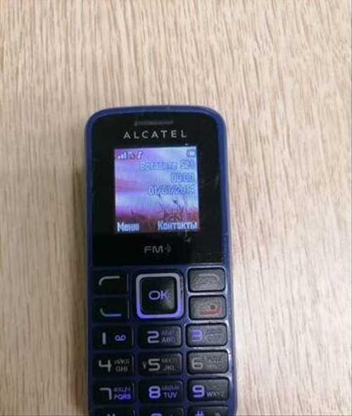 Мобильный телефон Alcatel кнопочный с FM радио