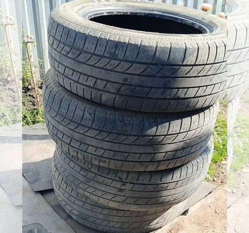 Cooper Discoverer HTS 225/65 R17 102H