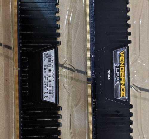 Оперативная память Corsair DDR4 16Gb (2x8Gb)