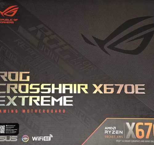 Материнская плата asus X670 Extreme