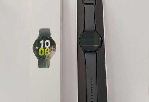 Смарт-часы Samsung Galaxy Watch5 44mm