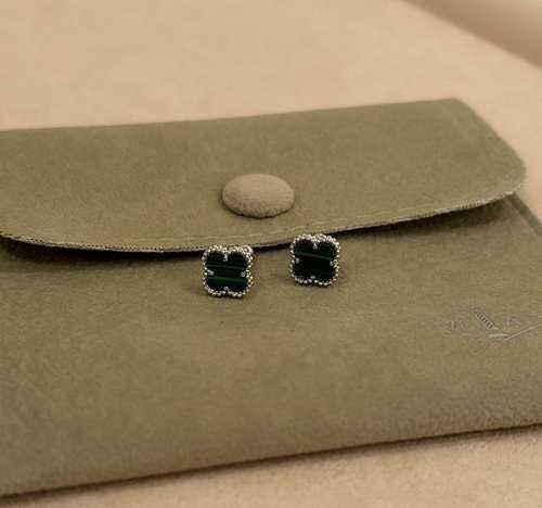 Van Cleef & Arpels серьги Vintage Alhambra mini
