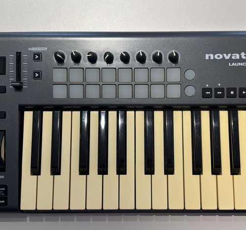 Midi-контроллер Novation Launchkey 25