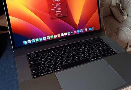 Macbook Pro 15 2017 i7 16gb 512