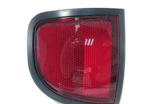 Фонарь-катафот левый Mitsubishi L200