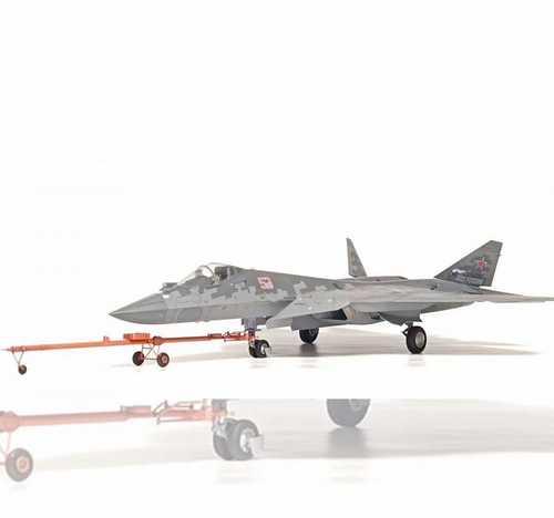 Модель самолета Су-57, масштаб 1:48