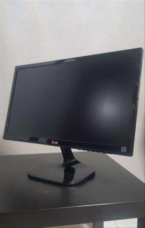 Монитор LG 23MP55D-P 24" IPS