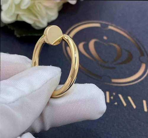Кольцо Cartier Juste un Clou, желтое золото