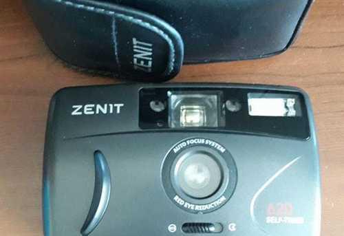 Плёночный фотоаппарат "Зенит 620"