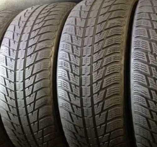 Nokian Tyres WR SUV 3 255/55 R19