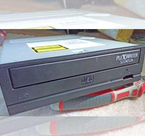 CD-RW Plextor PX-5224TA IDE