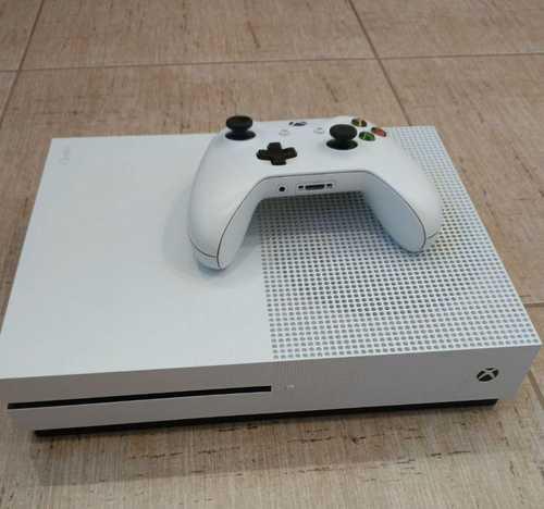 Microsoft Xbox One S, 1000 ГБ