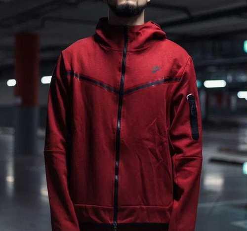 Мужская спортивная одежда Nike Tech Fleece