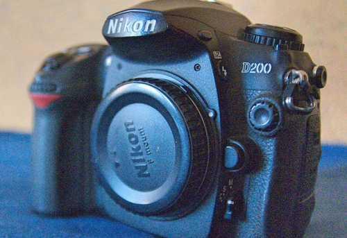 Nikon D200