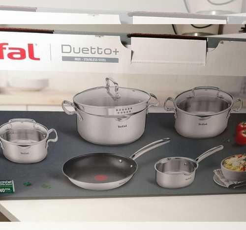 Набор Tefal Duetto  для индукции 8 предметов новый