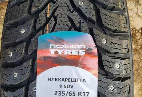 Nokian Tyres Hakkapeliitta 9 SUV 235/65 R17 190T