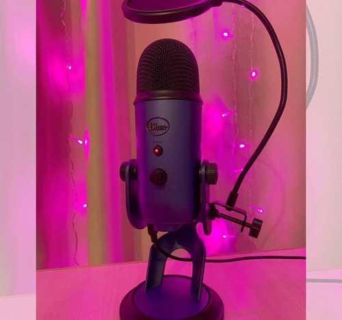 Студийный микрофон blue yeti