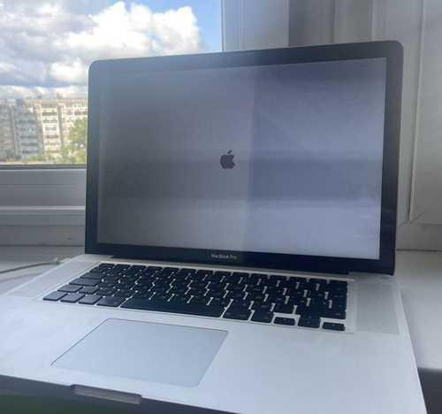 Apple macbook pro 5.1. 2009 А1286