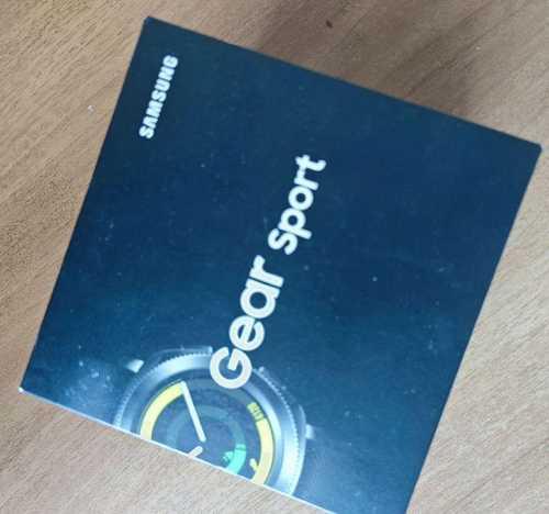 Часы Gear Sport (Samsung)