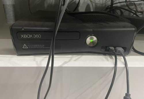 Xbox 360 прошитый freeboot 250gb 3 геймпада