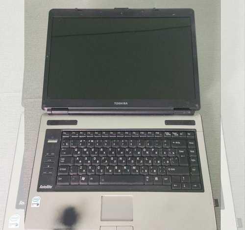 Ноутбук toshiba A-100