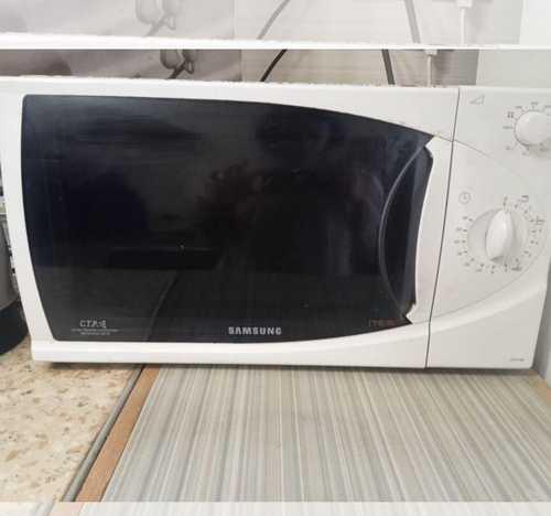 Микроволновая печь с грилем samsung CE 2714R