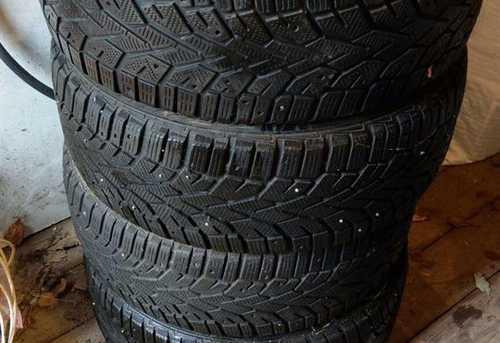 Gislaved NordFrost 100 215/55 R17 88T