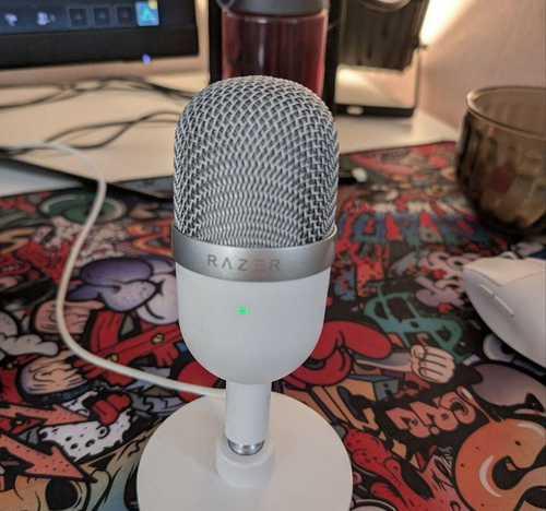 Микрофон Razer seiren mini