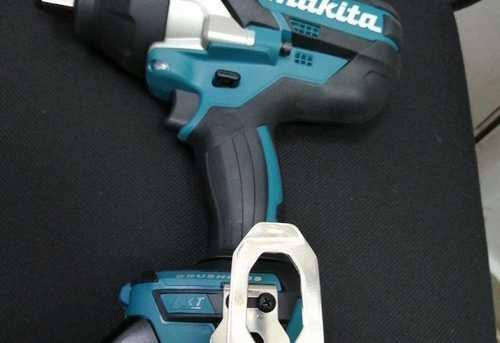 Аккумуляторный ударный гайковерт Makita DTW1001