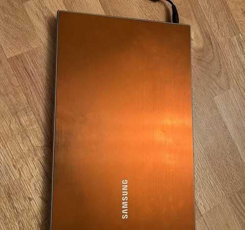 Ноутбук Samsung NP300V5A-S13RU