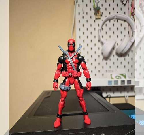 Deadpool Marvel Legends