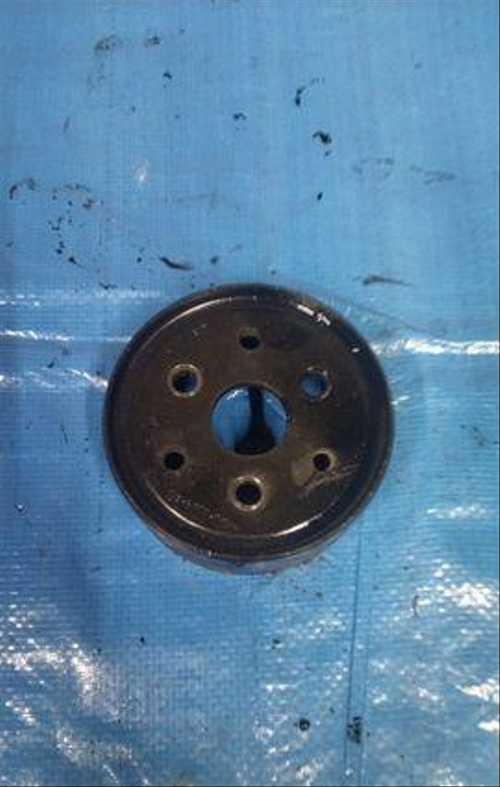 Шкив помпы Land Rover Discovery 276DT L319