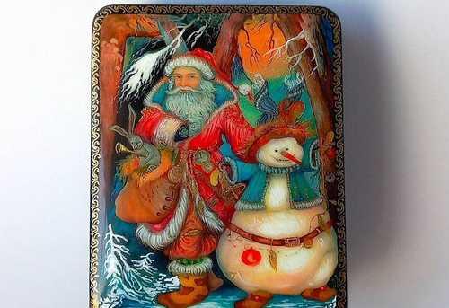 Шкатулка федоскино лаковая миниатюра "Дед Мороз"