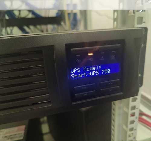 Ибп Smart-UPS SMT750RMI2U