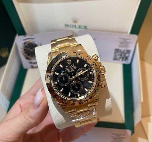 Часы Rolex Daytona gold в день Милиции