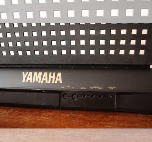 Синтезатор yamaha PSR-520