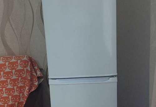 Холодильник "Бирюса 120"
