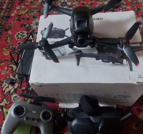 Квадрокоптер dji fpv combo