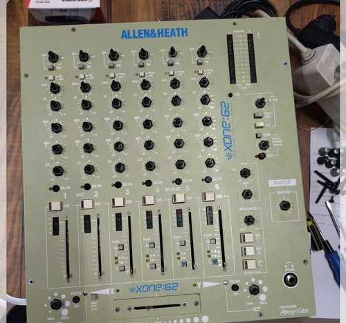 Микшерный пульт allen heath