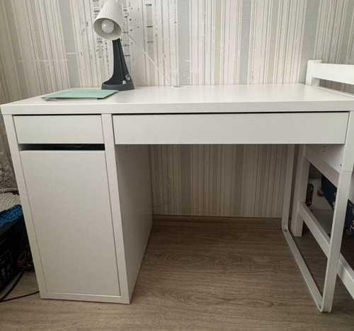 Компьютерный стол IKEA