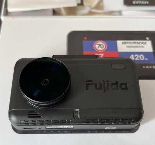 Видеорегистратор Fujida Zoom SMART S Wifi