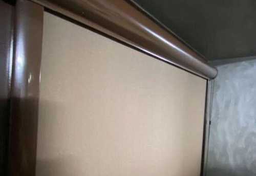 Рулонные шторы в коричневом коробе РКК-3034