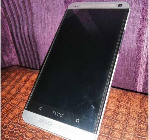 HTC One M7, 2/32 ГБ