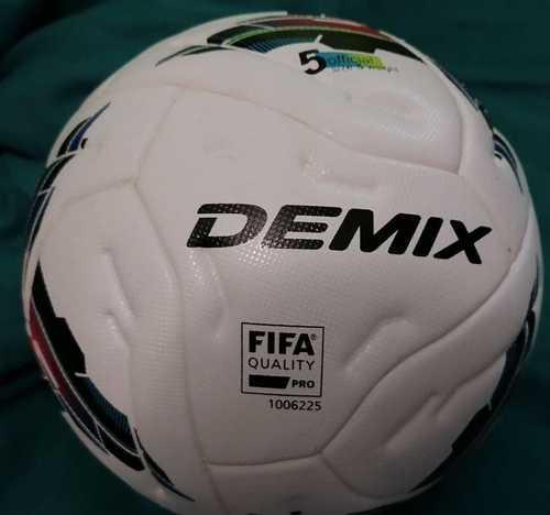 Мяч футбольный Demix Thermo FIFA Quality Pro